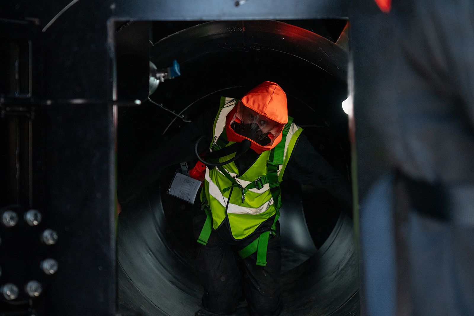 C&G 6160-03 Level 2 Award - Working in High Risk Confined Spaces | HSS ...