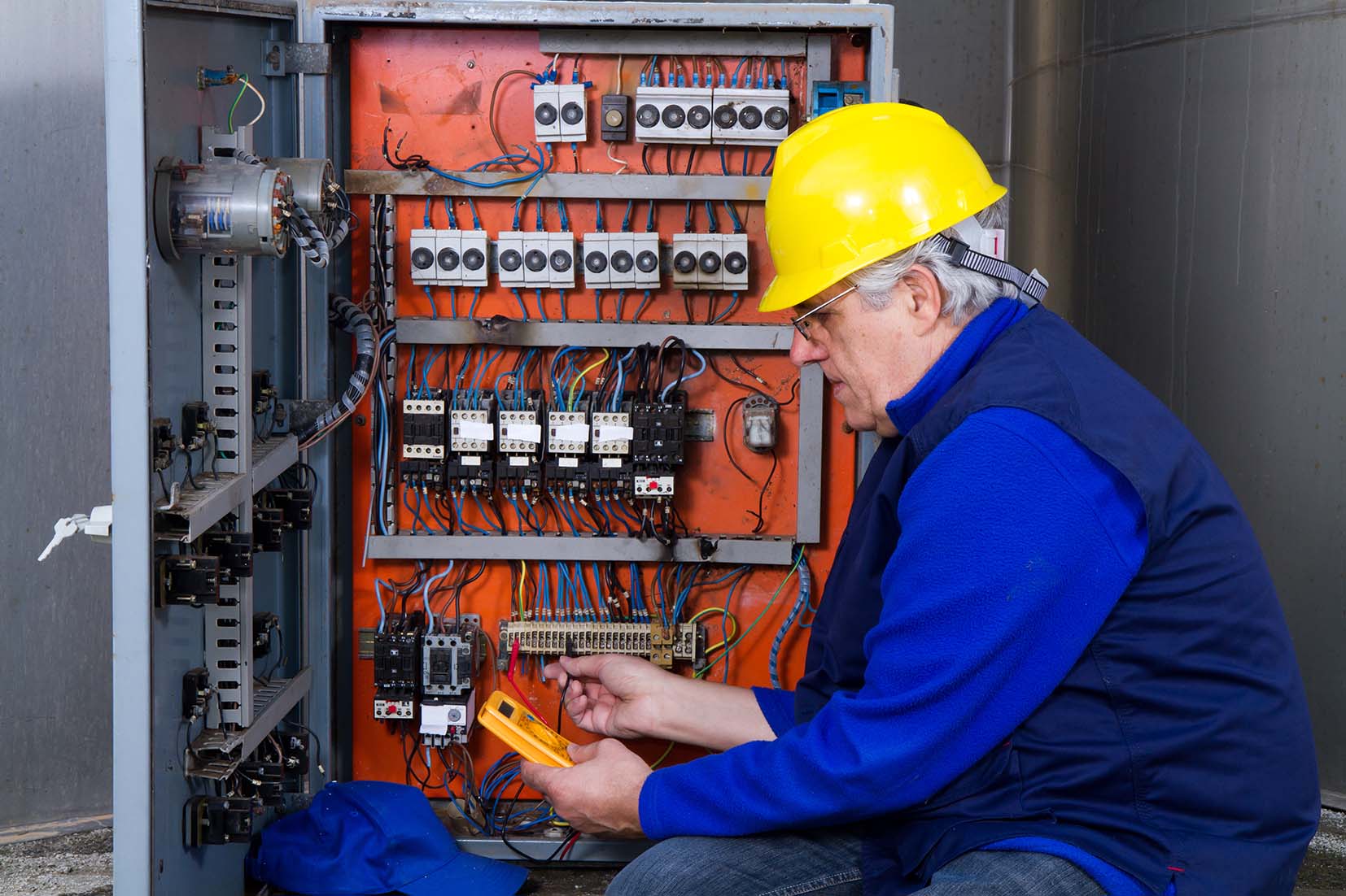 Electrical Installation Courses | City & Guilds | HSS Training